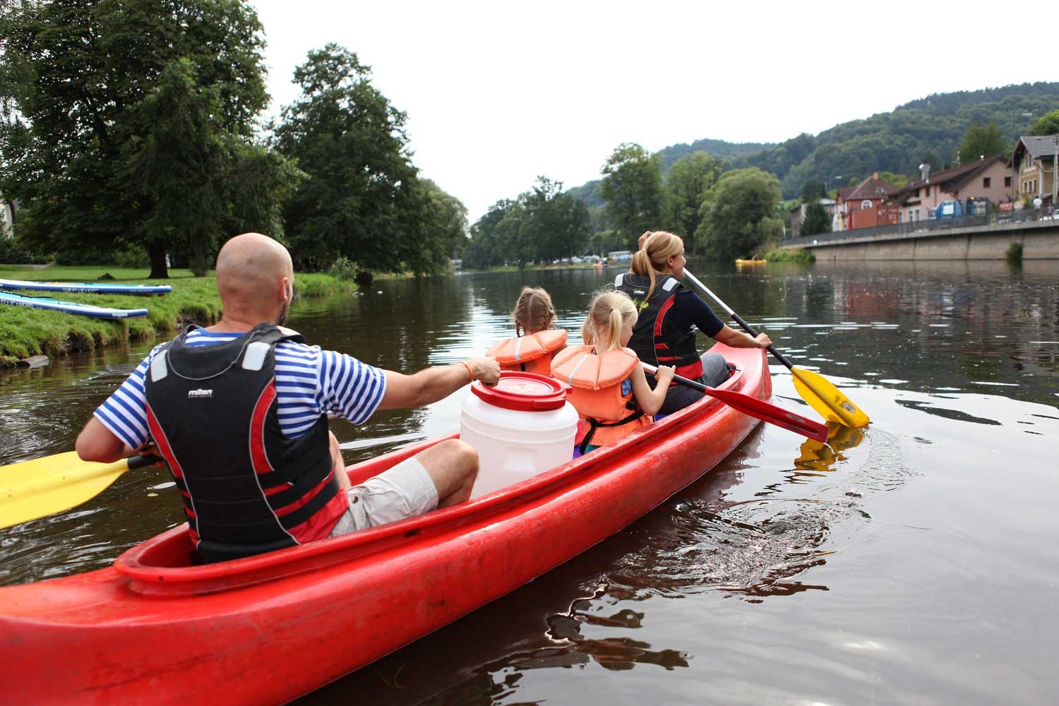 Prodloužené kánoe v naší půjčovně